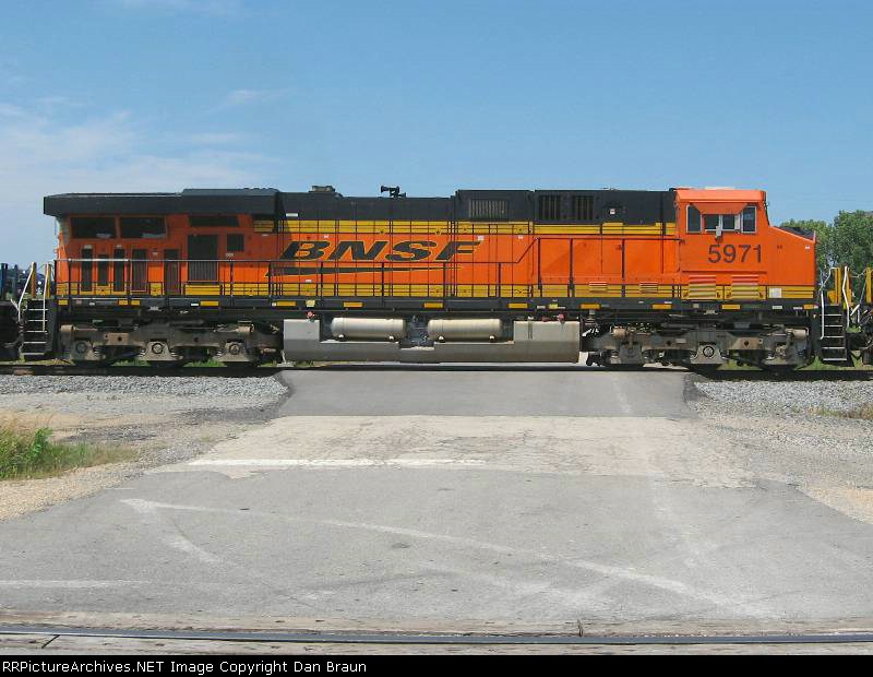 BNSF 5971